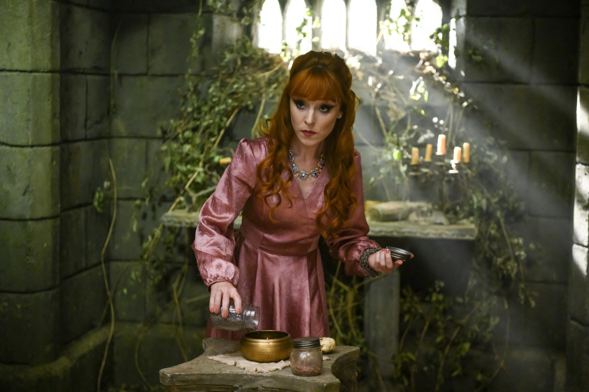 SUPERNATURAL Photos: Rowena Returns | the TV addict